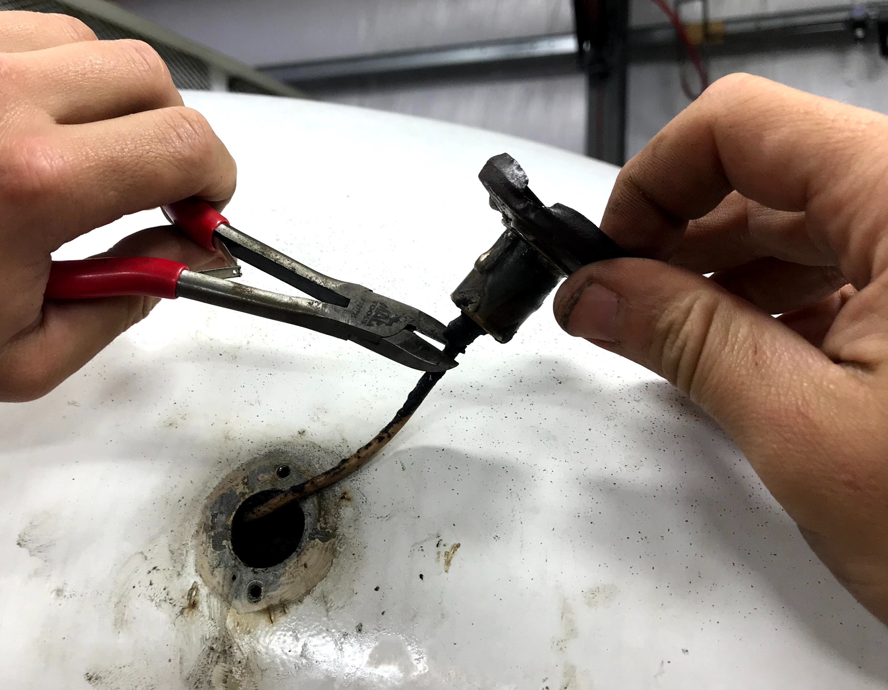 The Monumental Job of Repairing Exterior Lights – Soul of a Seeker